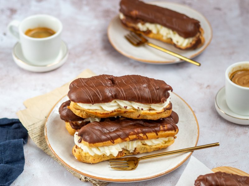 Eklerka Tradycyjna 100 G Piekarnie Cukiernie Putka Najlepsze