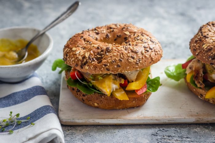 Bajgiel – z czym to się je? Pomysły na bajgle - Putka